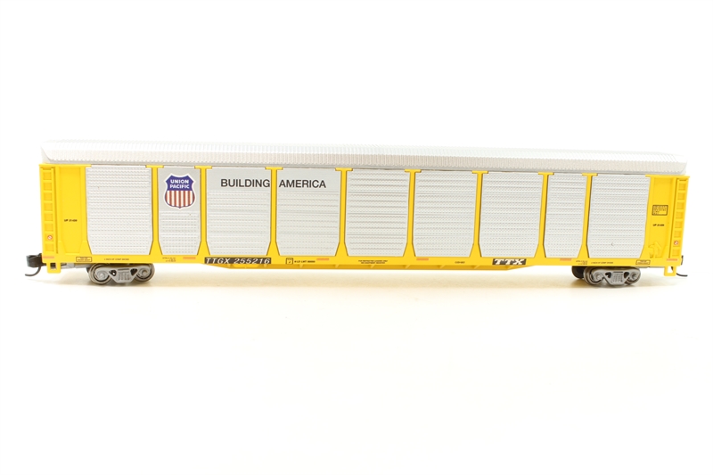 Con-Cor 0001-014744 Tri-level enclosed Autorack of the Union Pacific