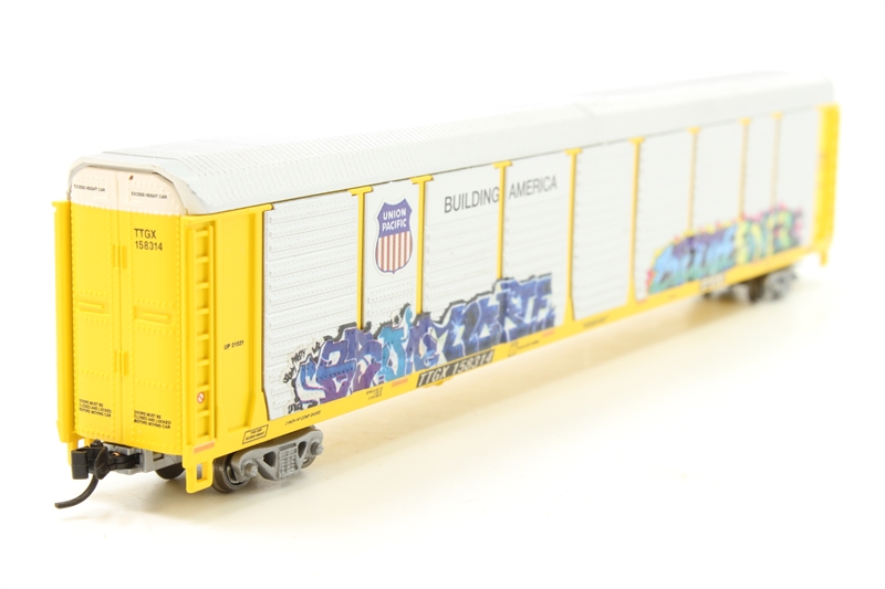 Con-Cor 0001-014772 Tri level Autorack car - 158314 - of Union Pacific