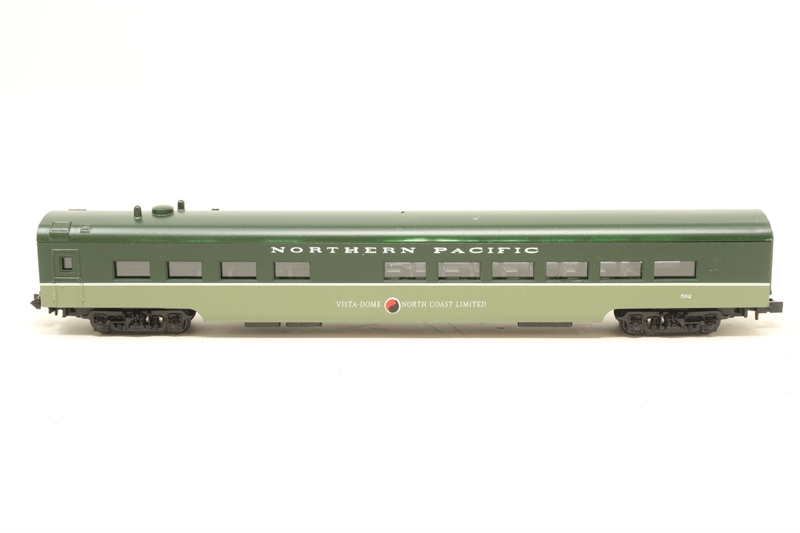 Con-Cor 0001-04072M Diner car 592 of the Northern Pacific