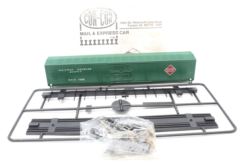 Con-Cor 0001-0872-1 60' MHC boxcar kit 'Railway Express Agency' 7422 ...