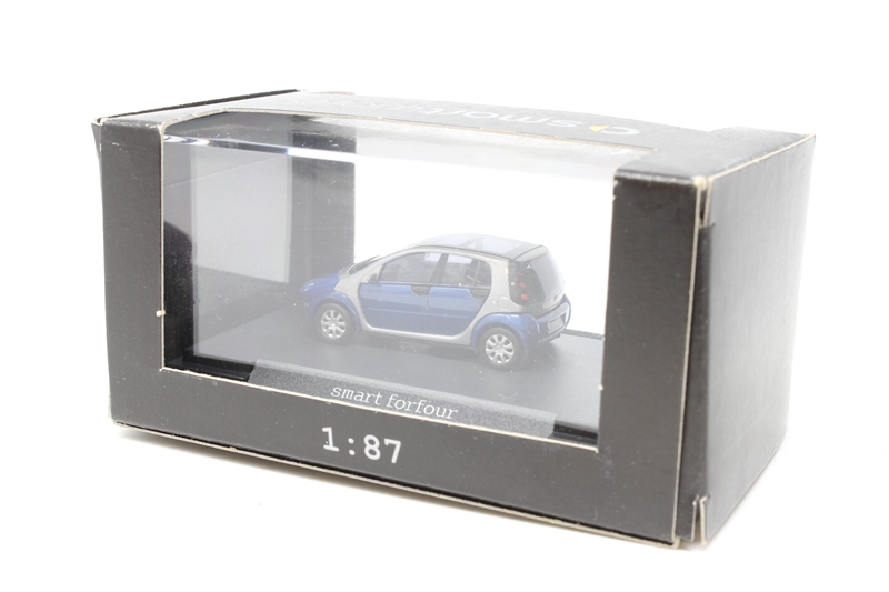 Busch 0017725V001C06Q00 Smart Forfour in star blue - dealership packaging