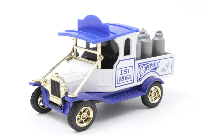 Oxford Diecast 014TG Ford Model T delivery van - 'Co-Op - Hattons