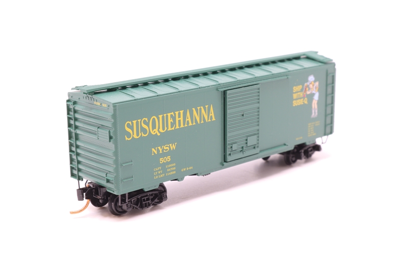 Micro-Trains 02000670 40' steel PS-1 boxcar of the Susquehanna - green