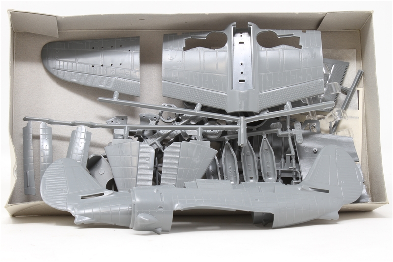 Airfix 02031 Curtiss SB2C Helldiver