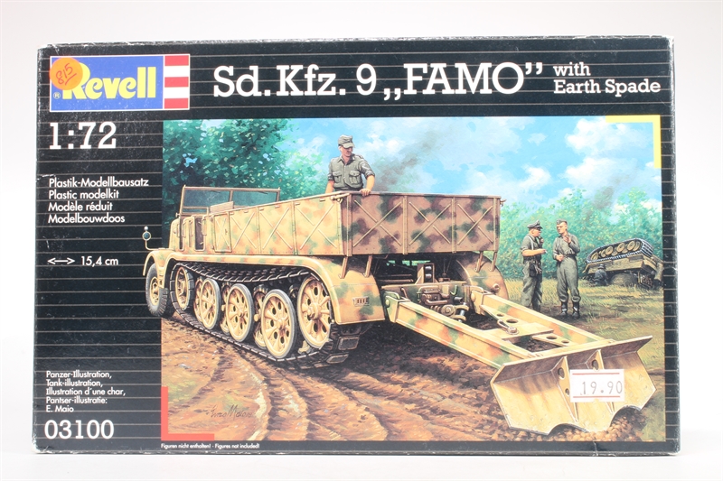 Revell 03100 Sd.Kfz. 9 "FAMO" with Earth Spade
