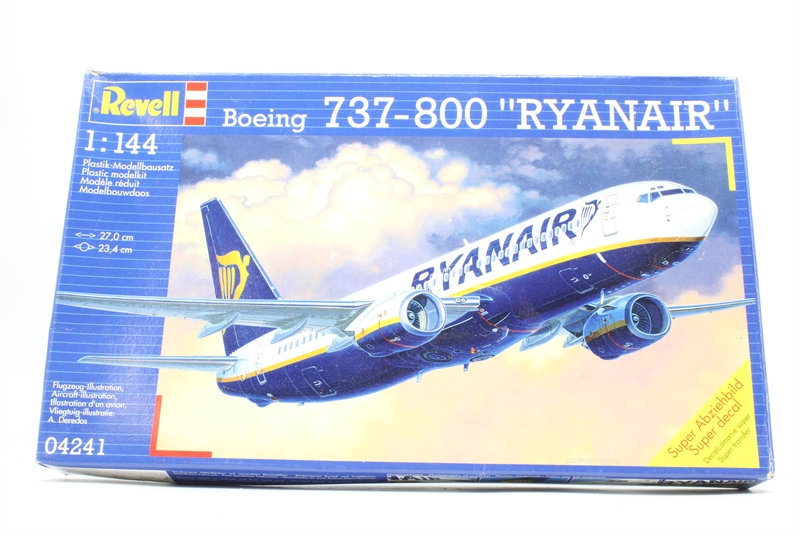 Revell 04241REV Boeing 737-800 'Ryanair' - Hattons