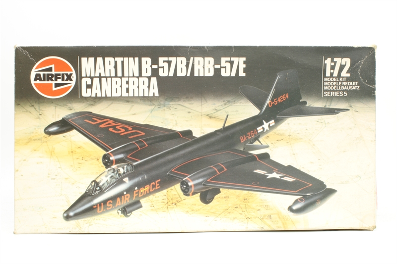 Airfix 05018AFX Martin B-57B/RB-57E Canberra