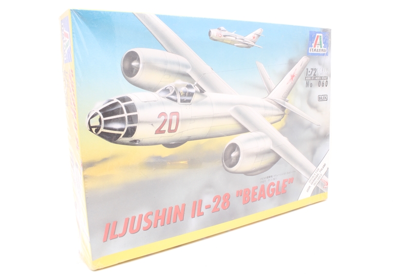 Italeri 060 Iljushin IL-28 "Beagle" Model kit - Hattons