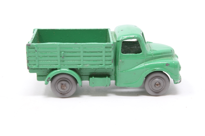 Dinky Toys 064Dinky Austin Open Back Lorry in Green - Hattons
