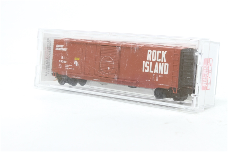 Micro-Trains 07600070 50' steel combo door no roofwalk boxcar of the Rock - Hattons