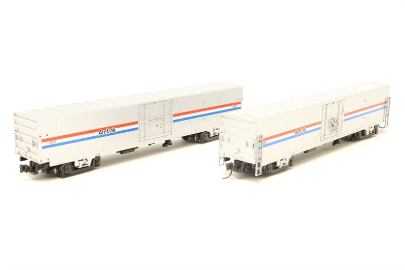 Kato 106-3506 60' material handling boxcar of Amtrak - aluminum, red,