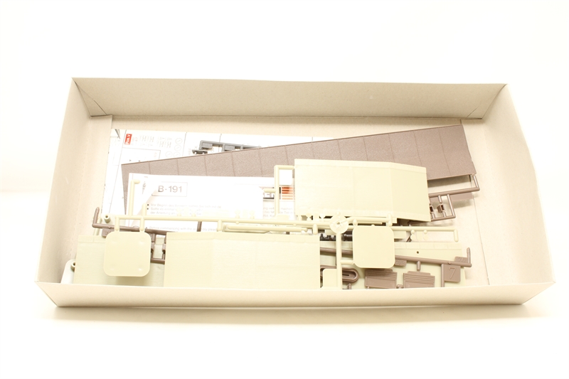 Faller 120191 Platform kit with canopy and fittings - plastic kit