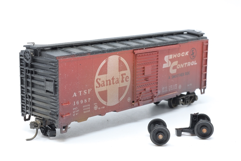 Athearn 1221ATH 40' Box Car 'Santa Fe Shock Control' 16987
