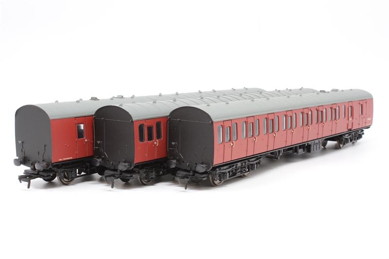 Replica Railways 12497 Suburban Coach set - Contains x2 brake second and
