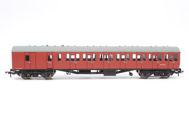 Replica Railways 12497 Suburban Coach set - Contains x2 brake second and