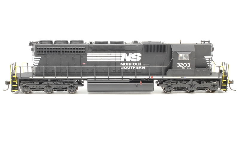Broadway Limited Imports 1259BLI EMD SD40-2 with High Hood #3203 NS