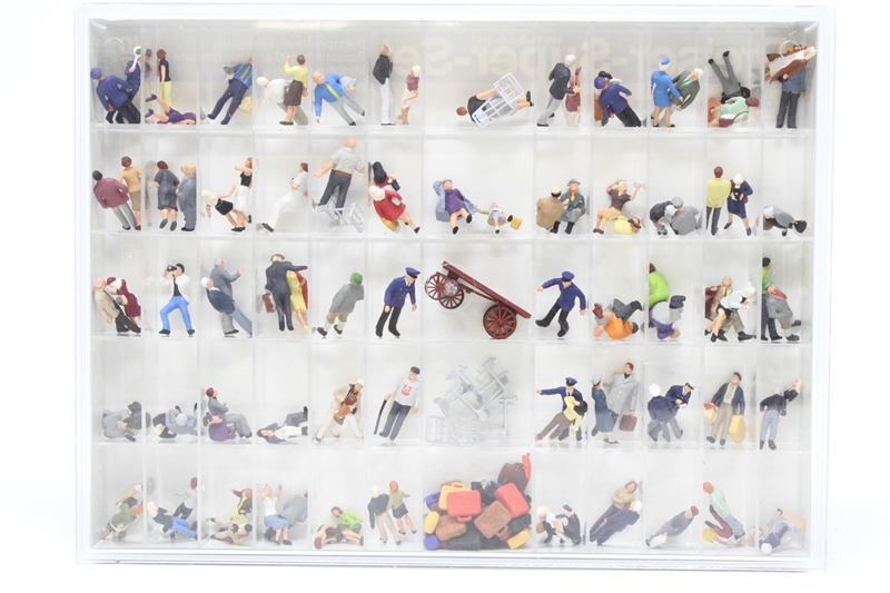 Preiser 13000Pre Railway figures x100