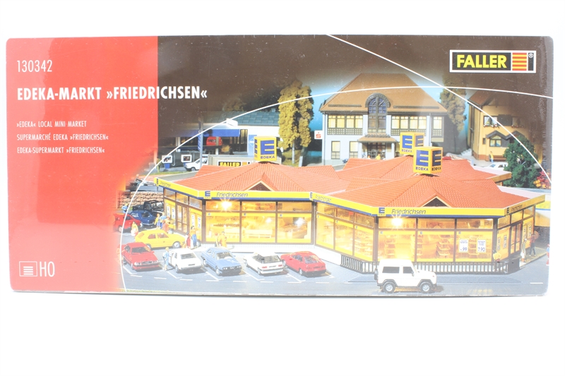 Faller 130342 Hexagonal Mini Market