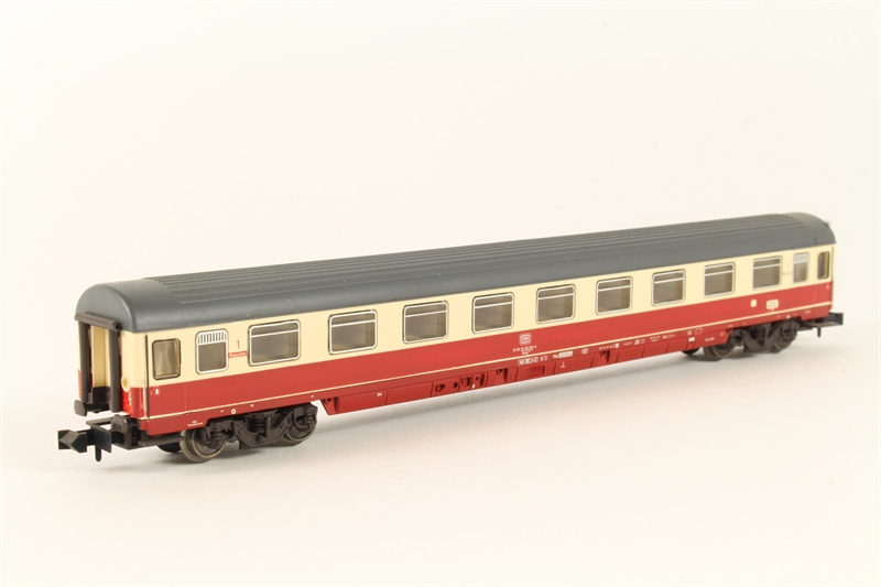 Minitrix 13101Minitrix DB Second Class Coach in DB Crimson - Hattons