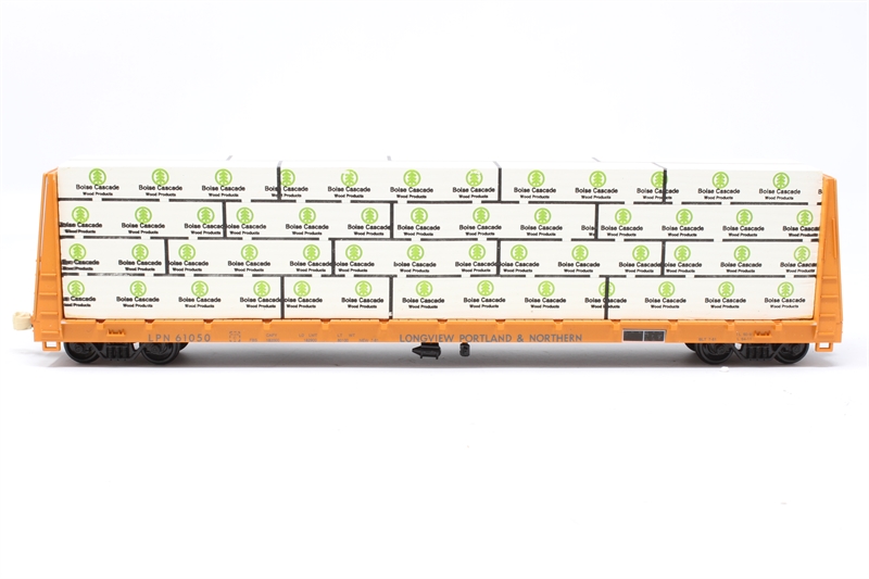 Roundhouse Products 1319RND 60ft Bulkhead Flat car with load "Longview
