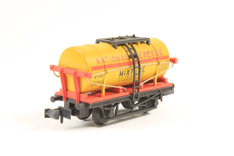 Minitrix 13274 Fuel Tanker National Benzole (Yellow) - Hattons