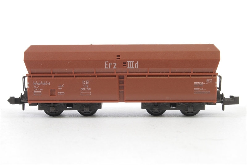 Minitrix 13286Mini Self-Unloading Hopper Wagon of the DB