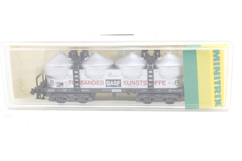 Minitrix 13586 Silo Tank Wagon of the German DB - Hattons