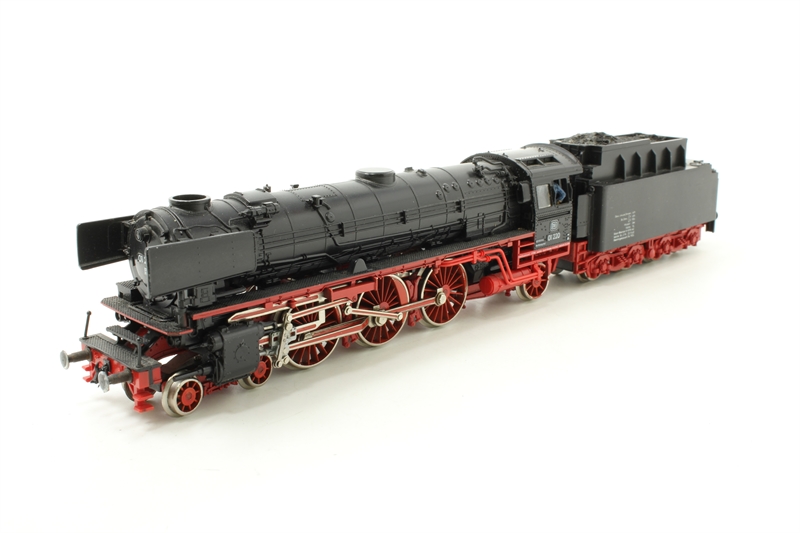 Fleischmann 1362 DB Class 01 220 Steam Locomotive