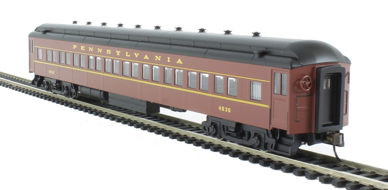 Bachmann USA 13701BAC 72' Heavyweight Coach PRR Tuscan Red #4535