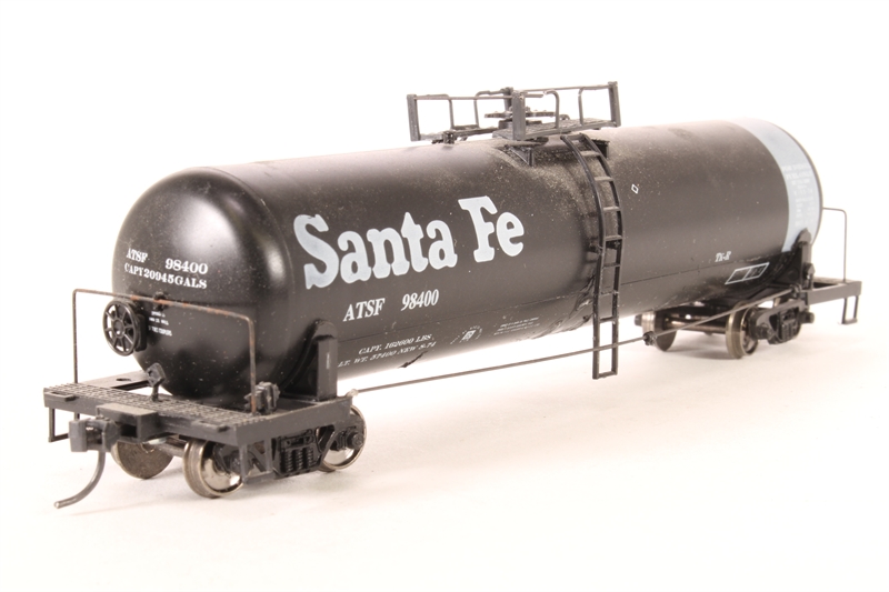 Roundhouse Products 1372RH 50' Tank Wagon in ATSF Livery - Hattons
