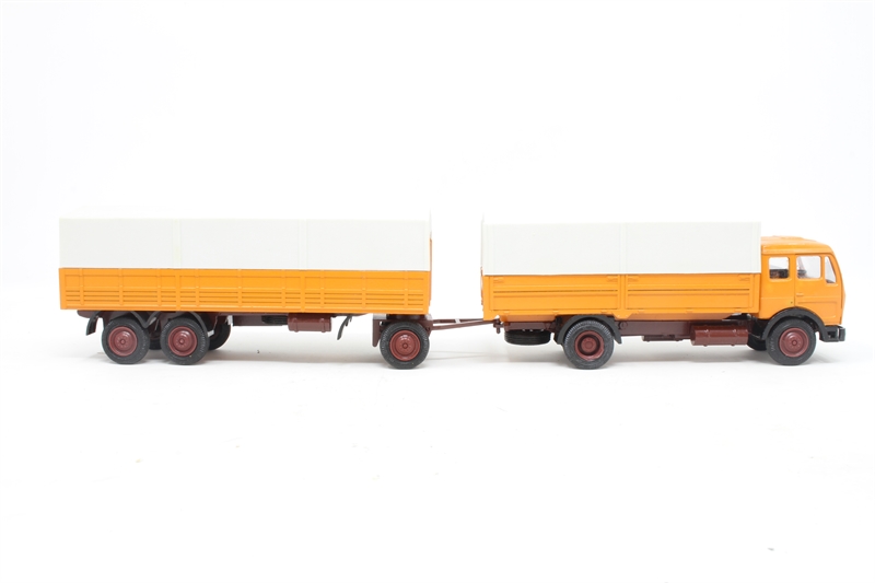 NZG 146NZG Mercedes Benz Truck & Trailer (yellow & white)