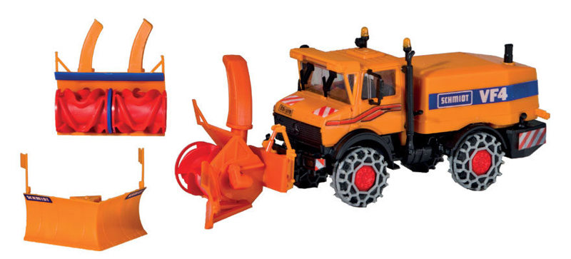 Kibri 15011KIB UNIMOG snow blower with winter services equipment HO scale