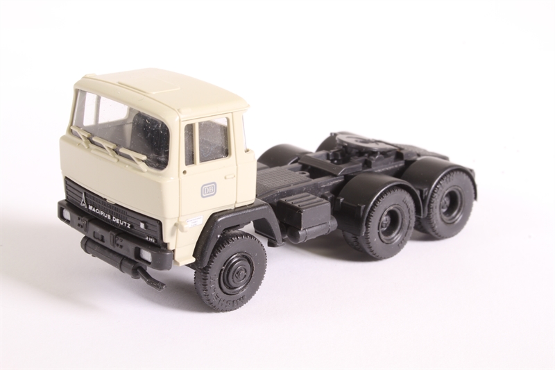 Roco 1523 Magirus Deutz D Tractor Unit - 'DB'