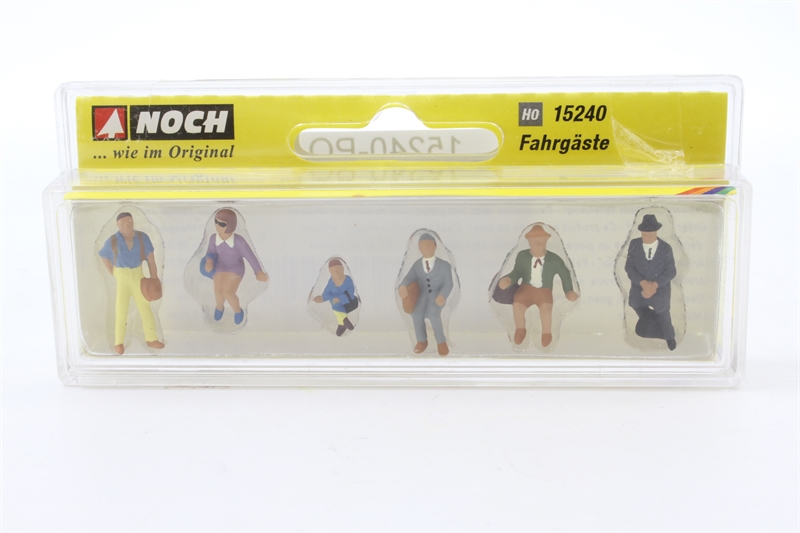 Noch 15240 Passengers - pack of 6 - Hattons