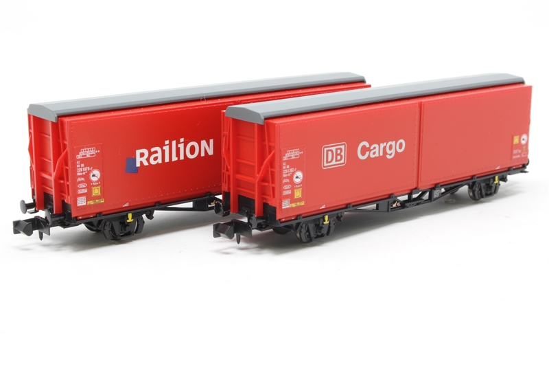 Minitrix 15293 Set of 2 Sliding Door Wagons "Cargo / Railion" of the DB