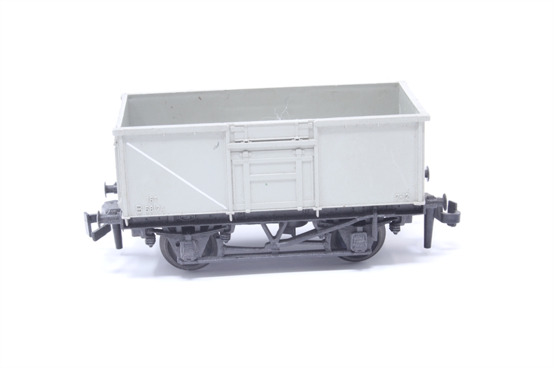 Trix 1606Trix 16T Mineral Wagon in BR Grey B68174