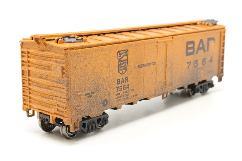 Athearn 1615-7564ATH 40' mechanical reefer kit of the Bangor and