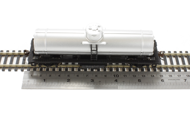Bachmann USA 16304BAC Track Cleaning Tank Car (unlettered)