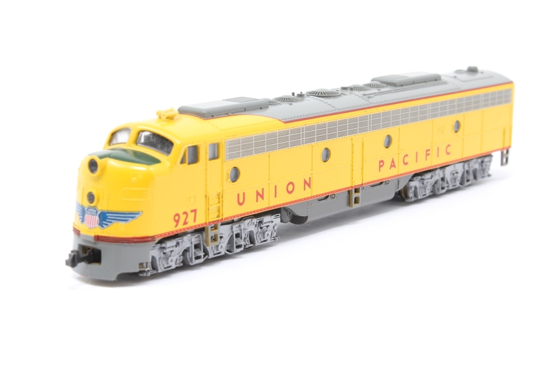 Kato 176-263 E8A EMD 927 of the Union Pacific