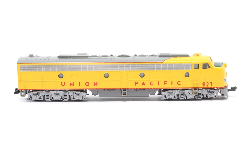 Kato 176-263 E8A EMD 927 of the Union Pacific