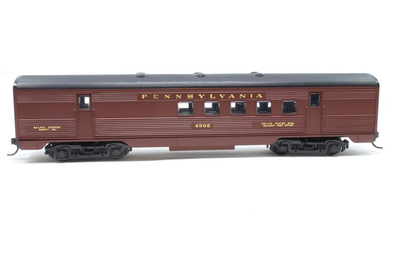 Athearn 1802ATH Streamlined RPO car 'Pennsylvania'
