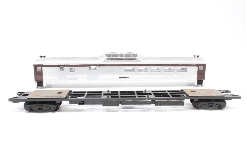 Athearn 2078 Budd RDC-3 diesel rail car of the Baltimore & Ohio railroad