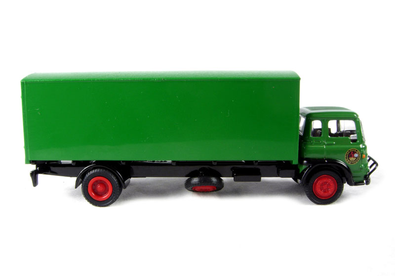 EFE 21701 Bedford TK 2 axle box van in "British Road Services - BRS ...