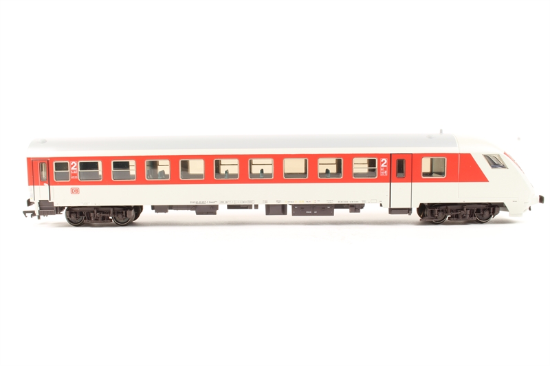 Trix 23368 EC Coach Set in DB Intercity Livery - Hattons