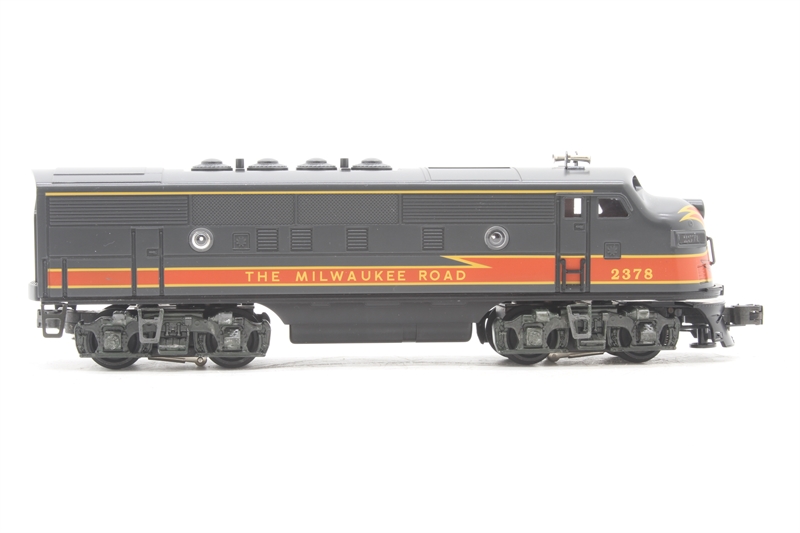 Williams 2378 EMD F3A 2378 of the New Haven Railroad - Powered and Dummy