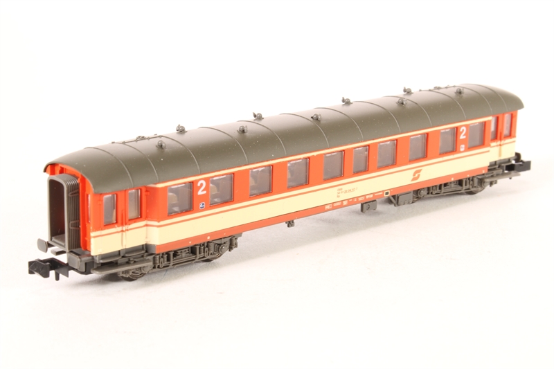 Roco 24280 Bp 2nd class coach 50 81 28-04 (116-9/117-7) of - Hattons