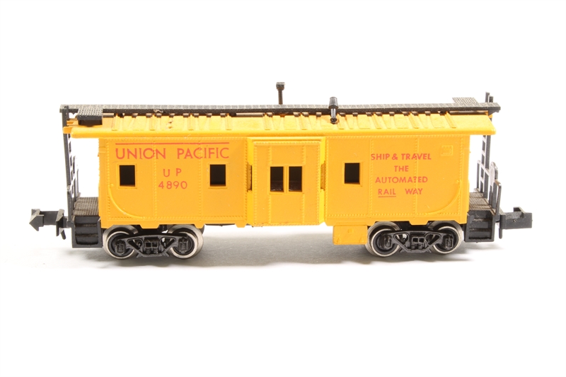 Atlas 2432Atlas Bay window windowed sides caboose of the Union Pacific
