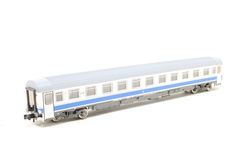 Roco 24363 2nd Class 'Grandes Lineas' Passenger coach of the RENFE