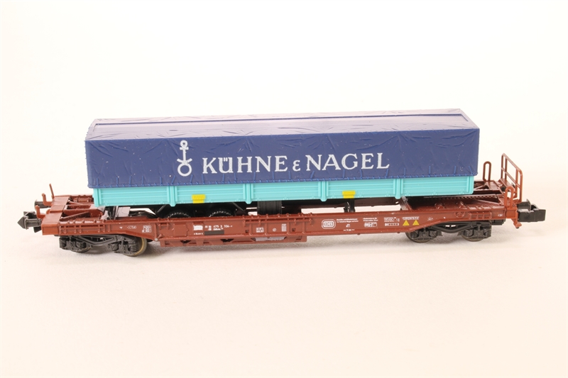 Roco 25150Roco Well Wagon with Load of the German DB