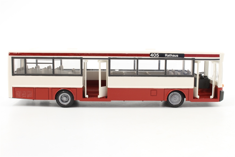 NZG 255NZG Mercedes Benz O 405 bus (red & white) - Hattons